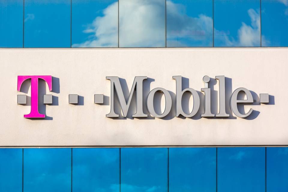 Geplante Fusion von T-Mobile und Sprint bleibt Drahtseilakt - telecom ...