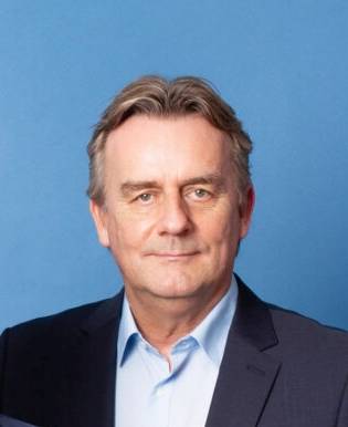 Euronics beruft Vorstand Michael Rook ab - telecom-handel.de