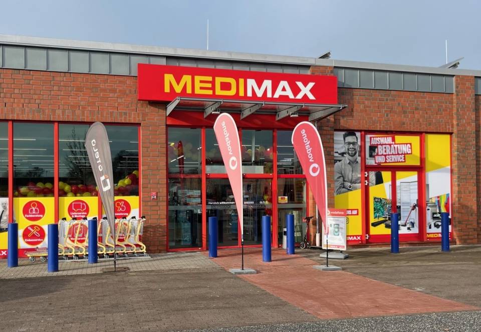 Aus Blau wird Rot: Euronics XXL Rilke wird Medimax Oldenburg - telecom ...